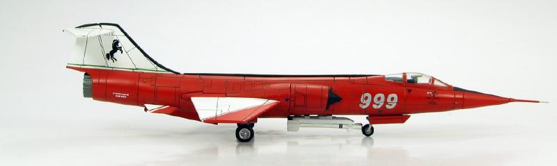 Italian Air Force special red F-104S 9.99