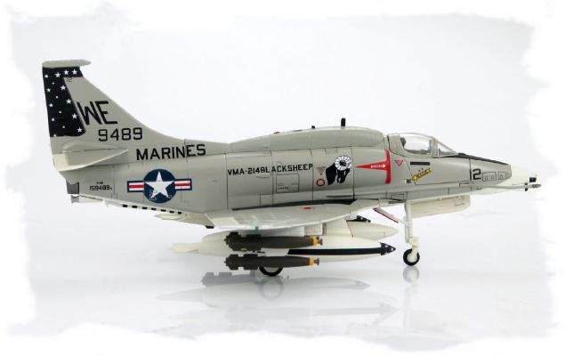 McDonnell Douglas A-4M Skyhawk, BuNo.159489, VMA-214 Blacksheep ...