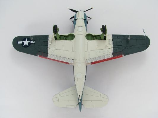 SB2C-3 Helldiver VB-18 USS Intrepid October 1944 sinking Musashi