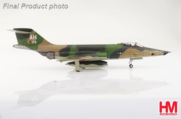 RF-101C Voodoo "Gerry's Clown" AF56-176, 45th TRS "Polka Dots", 1969