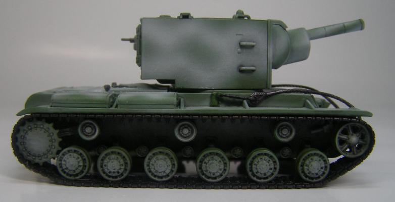 Soviet KV-2, Kalinin Front, USSR 1942 (winter paint scheme)